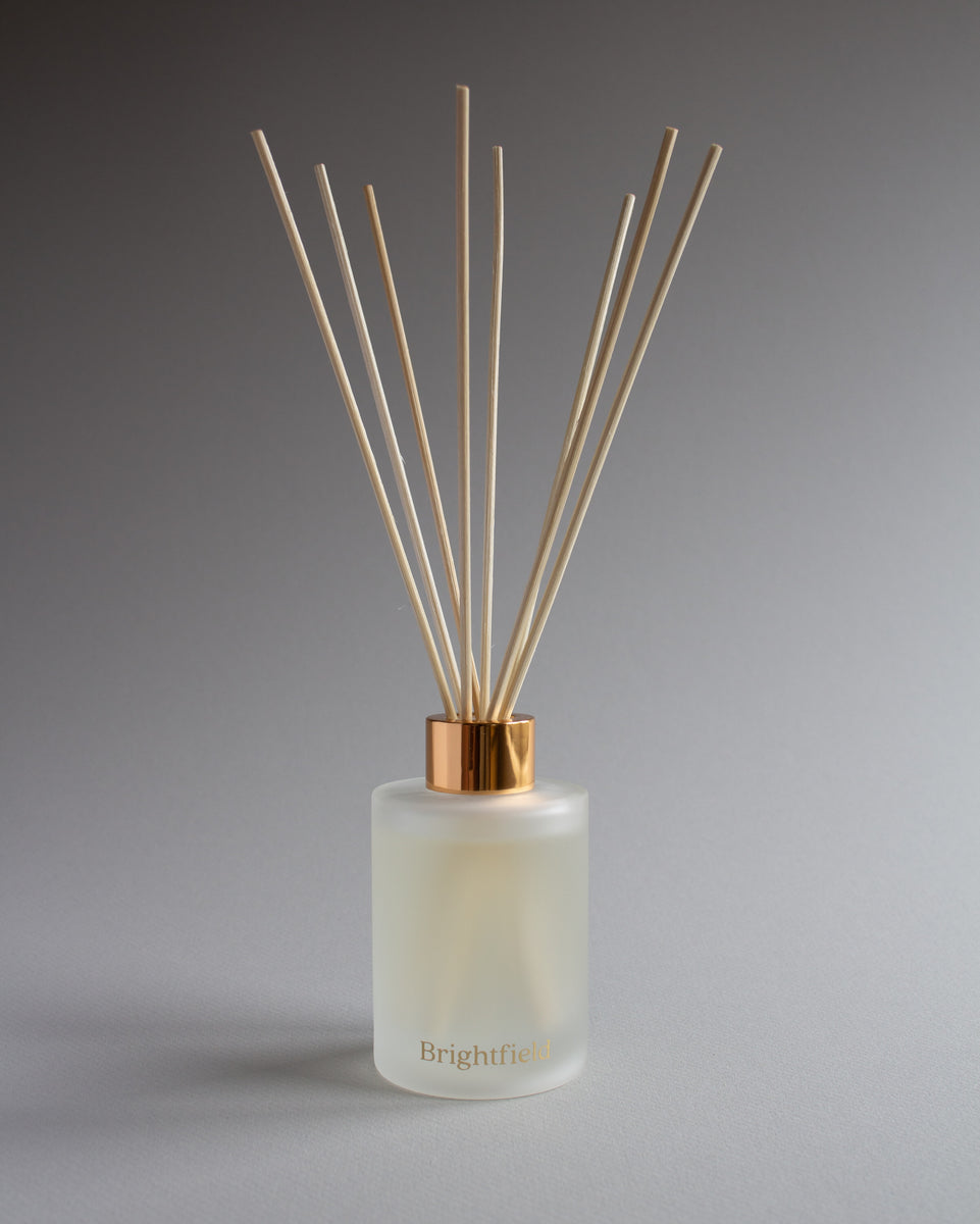 How To Use Reed Diffusers to Naturally Scent Your Home – Brightfield